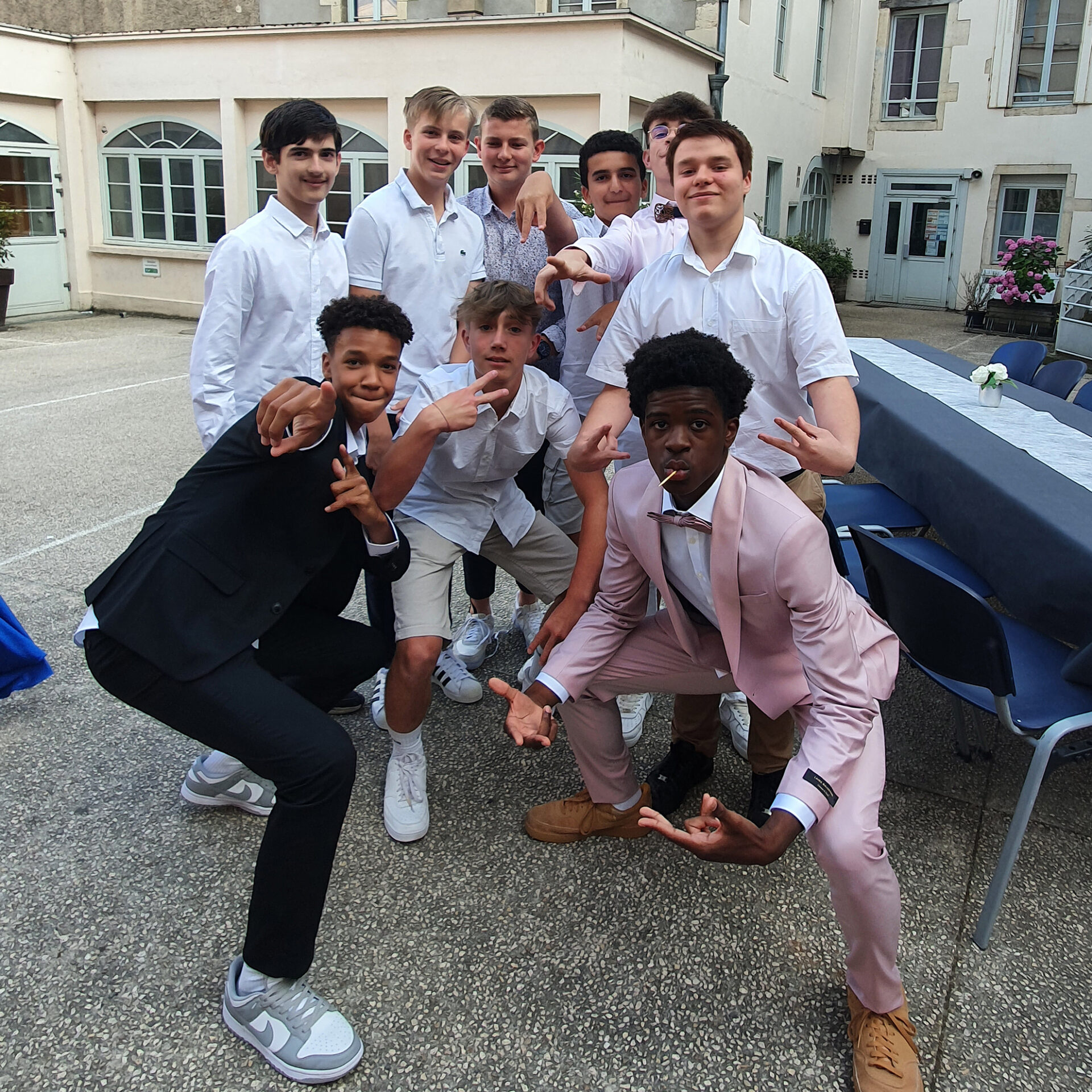 Bal des 3ème, un moment convivial après les épreuves du DNB - Ensemble ...